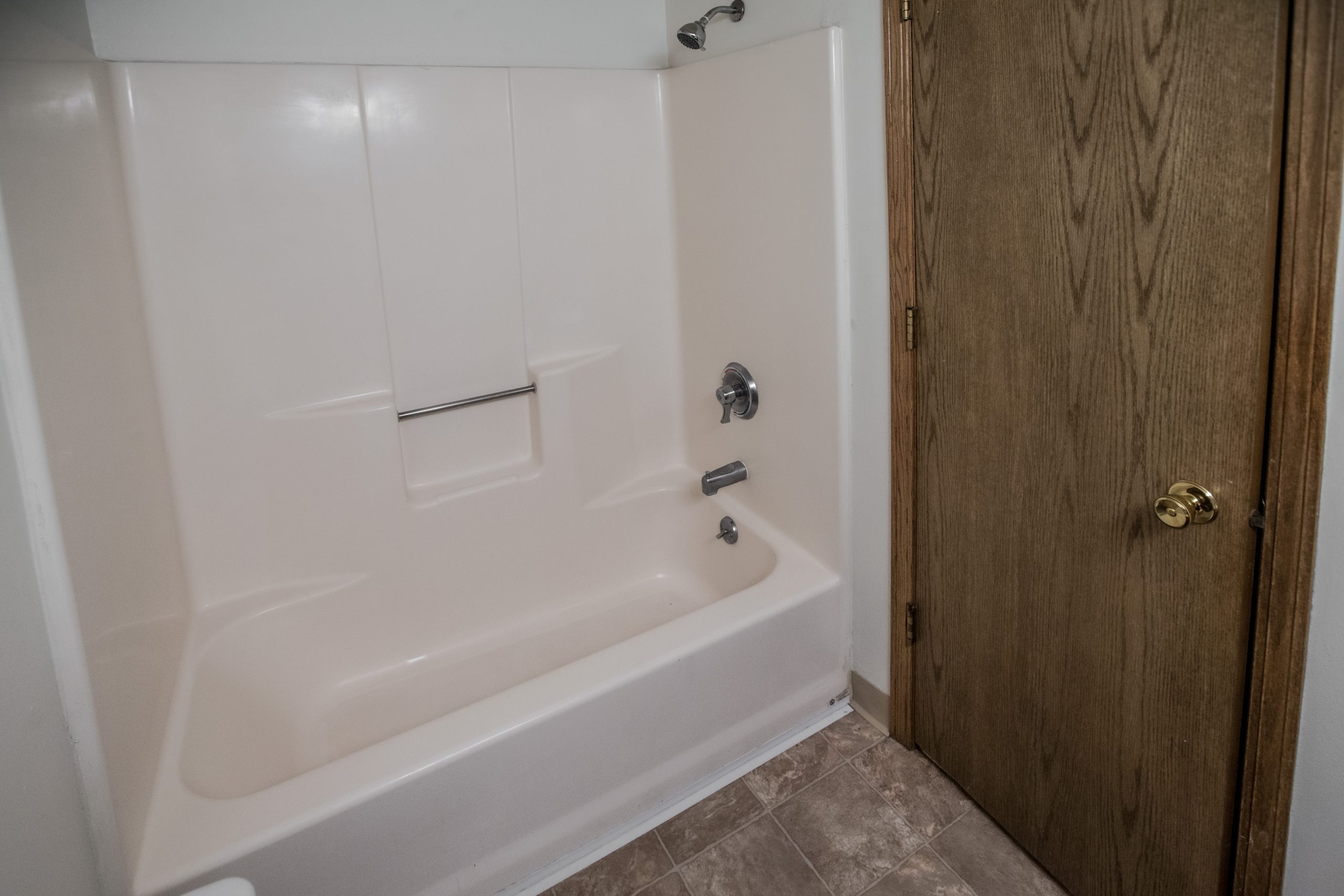 Stony Ridge Photo Tour - Apartment Living in Lincoln | Iron Oaks Properties